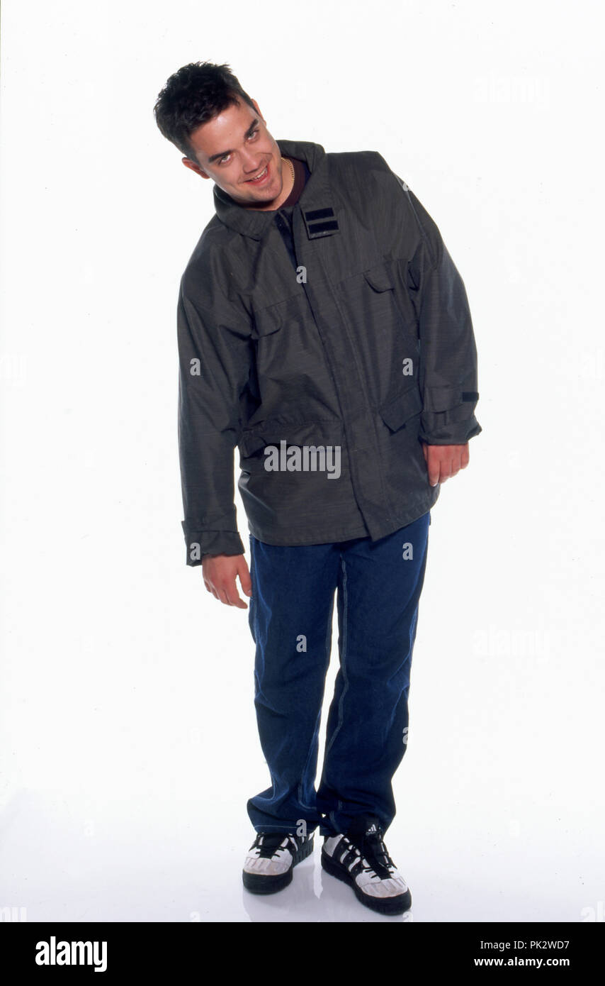 Robbie Williams on 17 April 1997 in London | usage worldwide Stock ...
