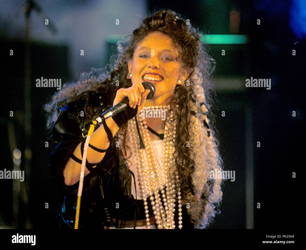 Jayne Collins on 07.10.1985 in Lippstadt. | usage worldwide Stock Photo ...