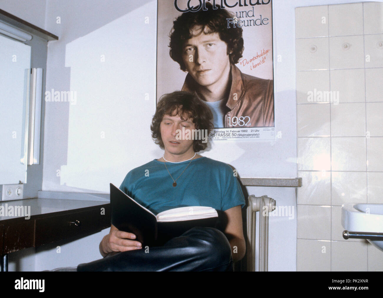 Peter Cornelius on 16.02.1982. | usage worldwide Stock Photo - Alamy
