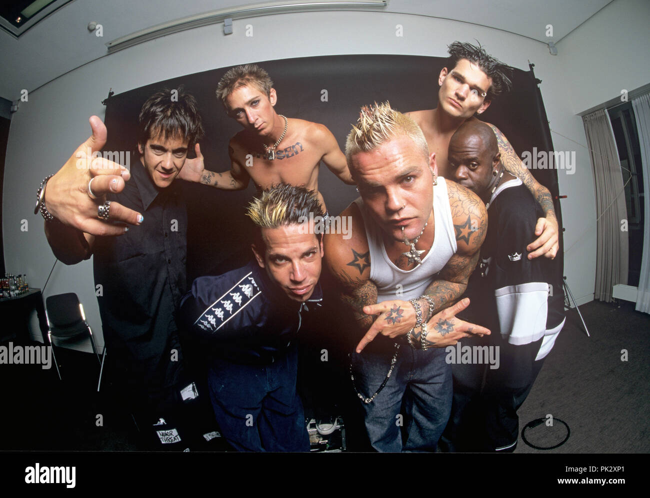 Crazy Town (mit Sänger Shifty Shellshock) on 19.03.2001 in Berlin ...