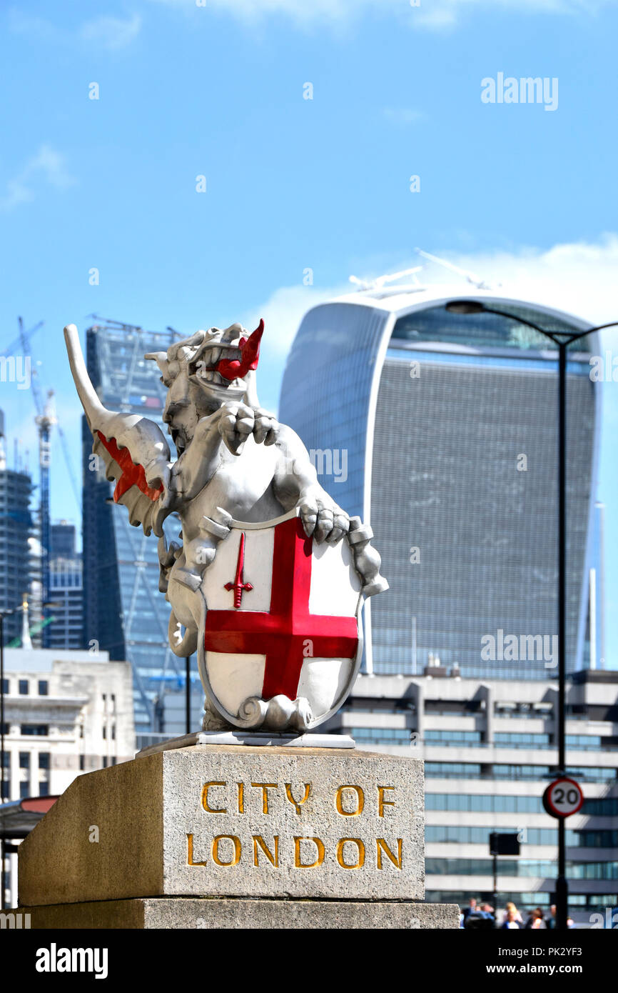 Dragon boundary mark between City of London & Southwark on south side ...