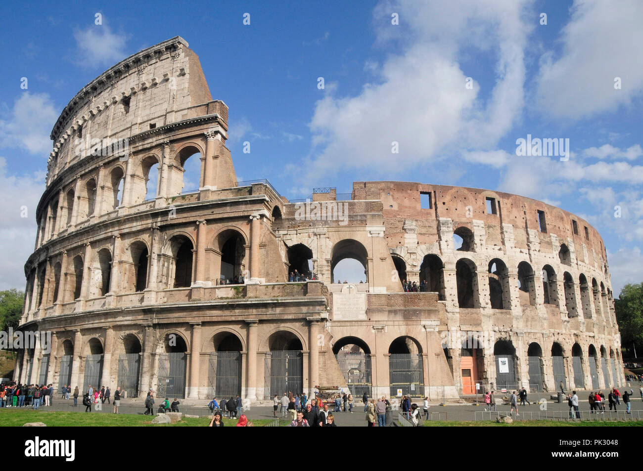 Italy, Lazio, Rome, Colosseum, classic view of the Colosseum with blue ...