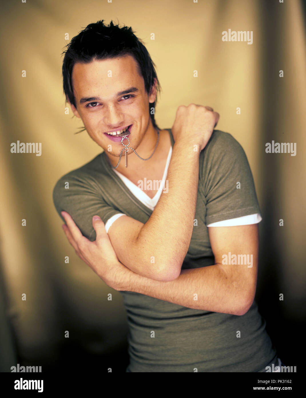 Gareth gates 2003 hi-res stock photography and images - Alamy