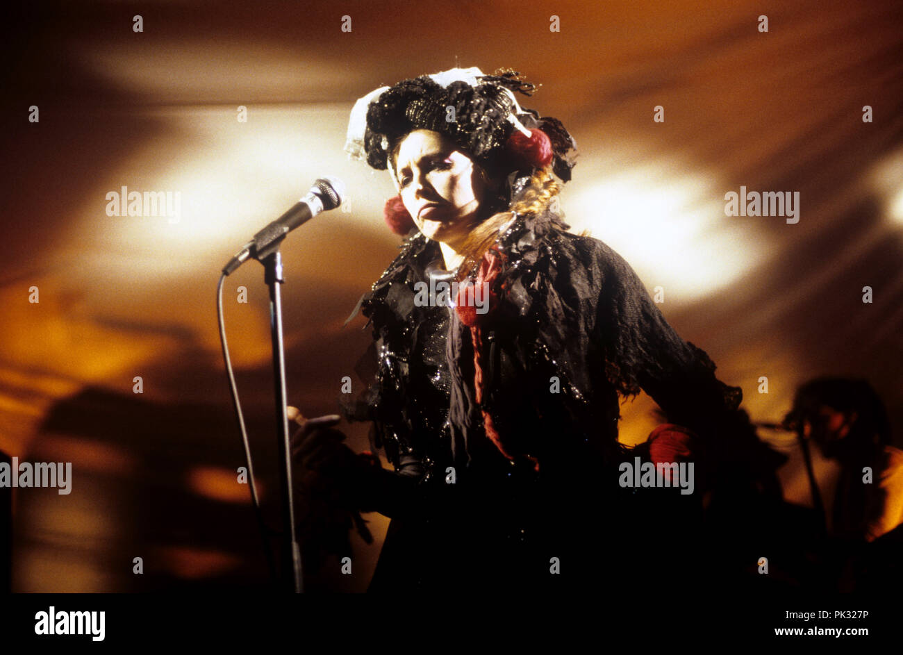 Lene lovich hi-res stock photography and images - Alamy