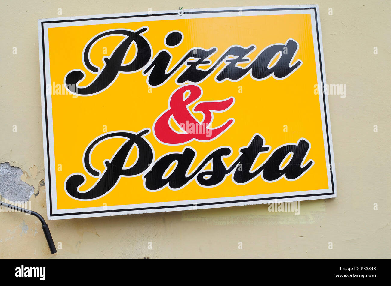 Italy, Lazio, Rome, San Clemente, Pizza & Pasta sign Stock Photo - Alamy