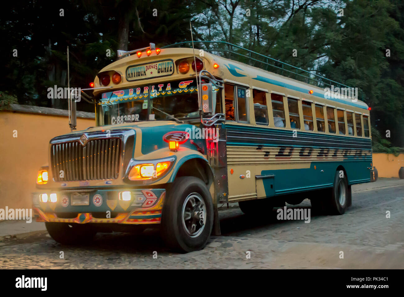 Chicken bus hi-res stock photography and images - Alamy