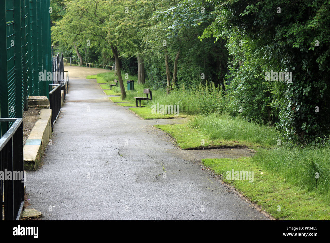 Tarmac footpath hi-res stock photography and images - Alamy