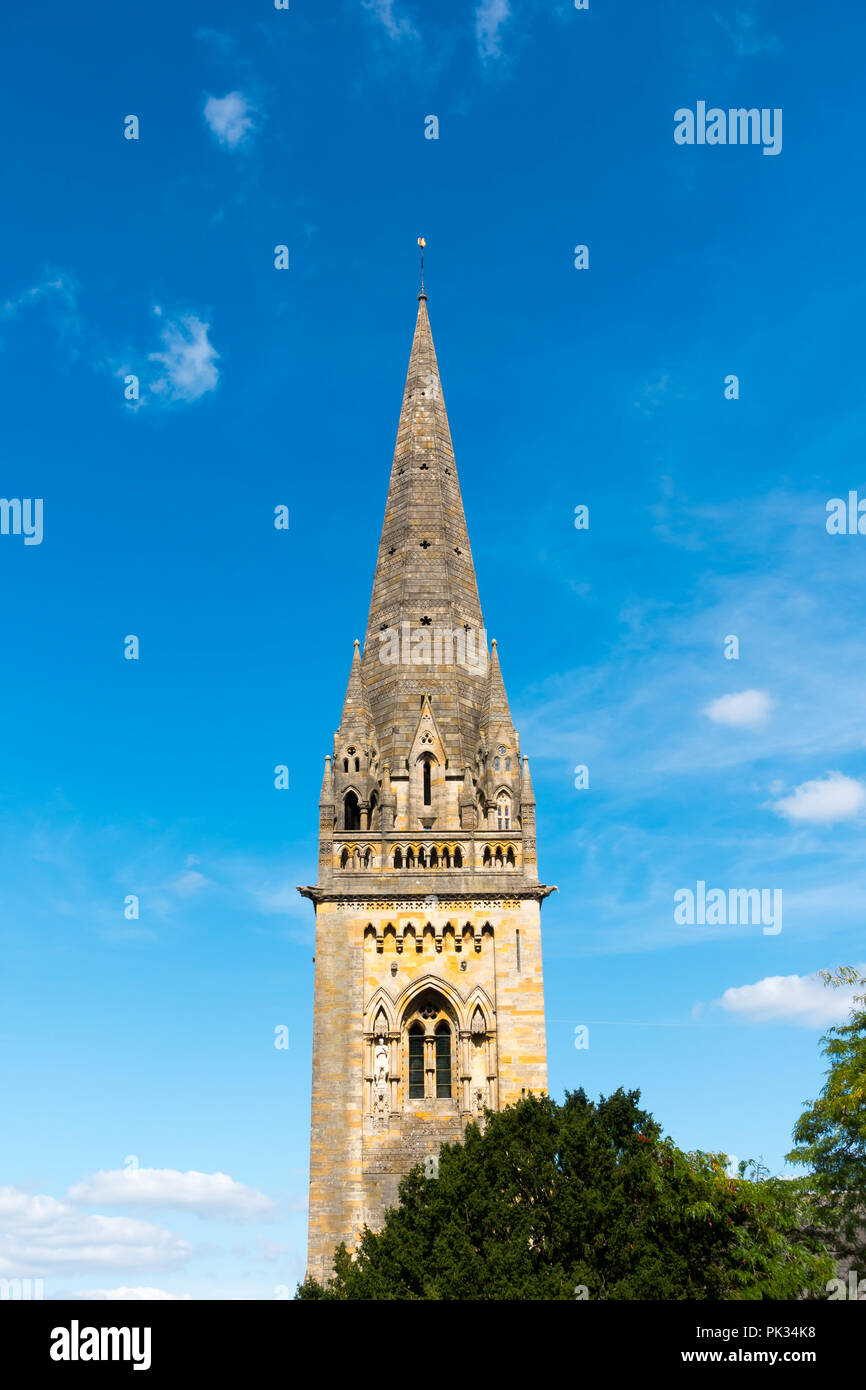 Cardiff cathedral spire hi-res stock photography and images - Alamy