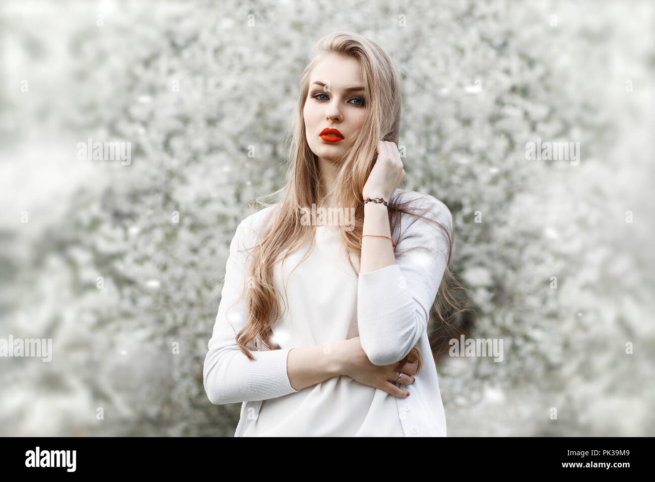 Glamorous portrait red lips hi-res stock photography and images - Alamy