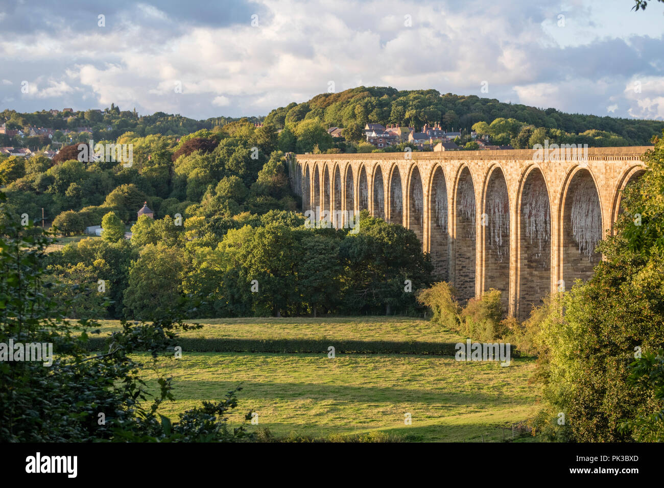 British viaducts hi-res stock photography and images - Alamy
