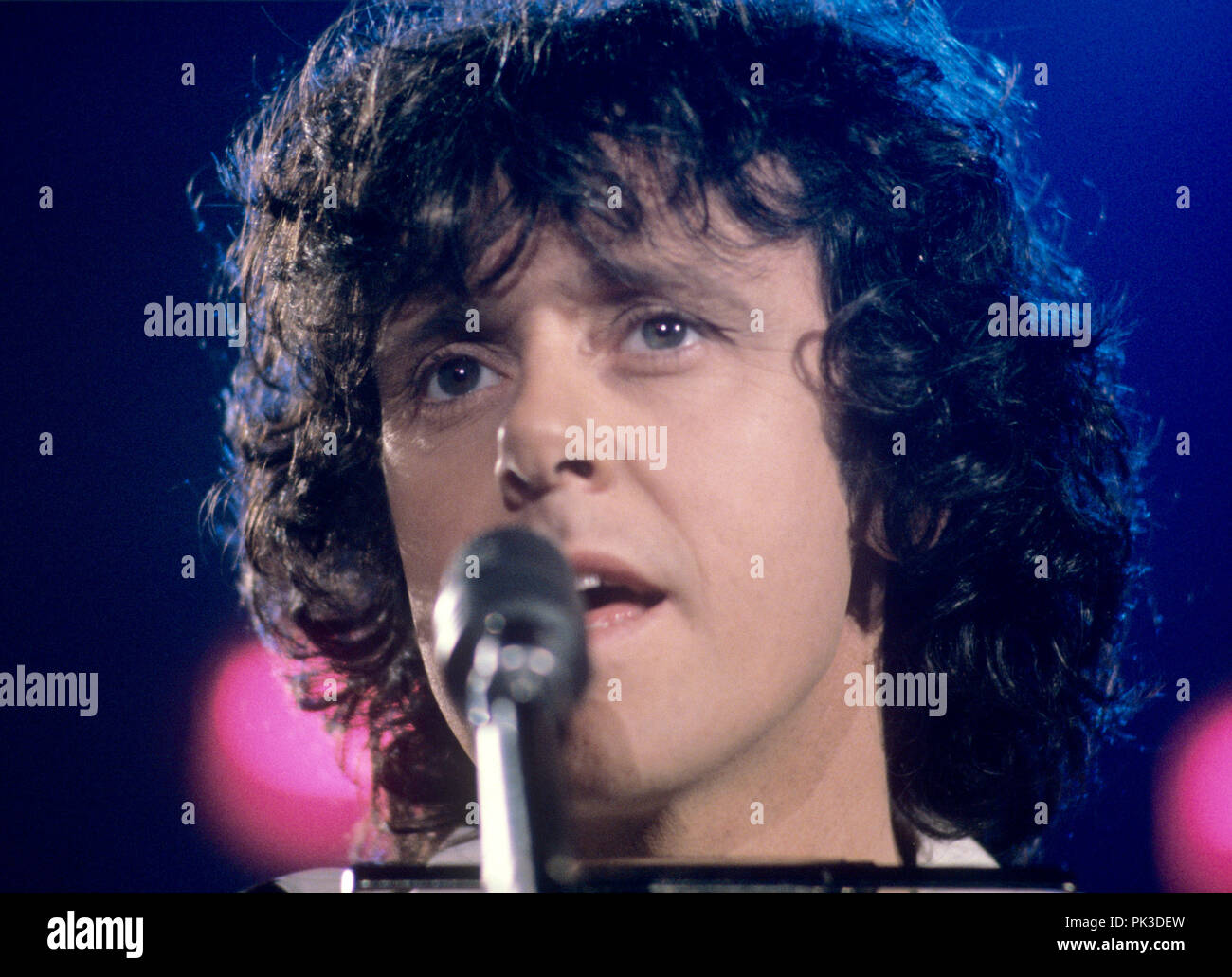 Donovan singer hi-res stock photography and images - Alamy