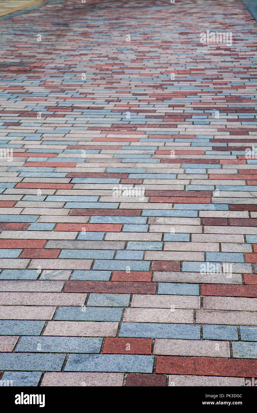 Mixed colour paving stones hi-res stock photography and images - Alamy