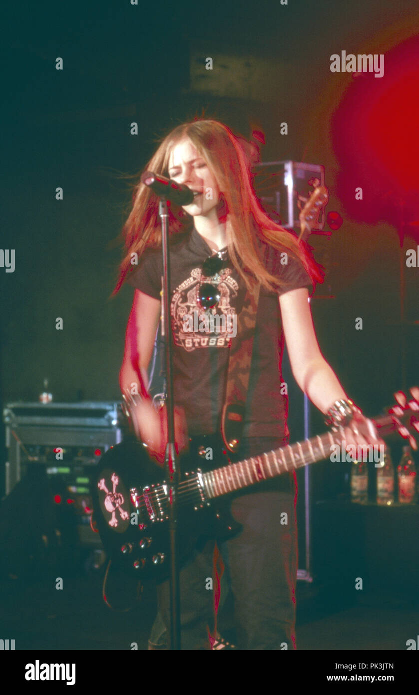 Avril Lavigne, kanadische Rock- und Popsängerin, Gitarristin und ...