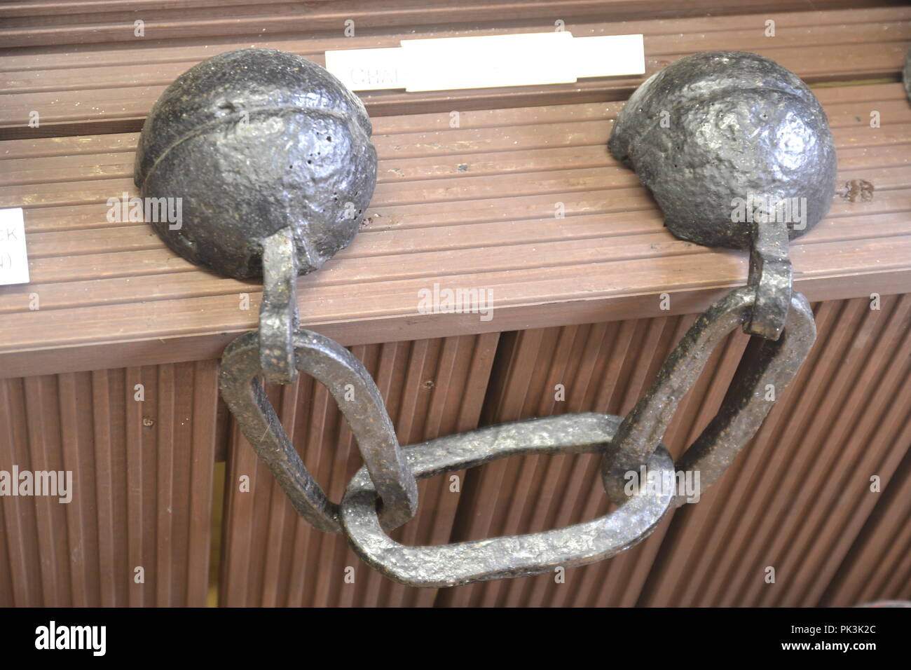 Cannonball linked by chains hi-res stock photography and images - Alamy