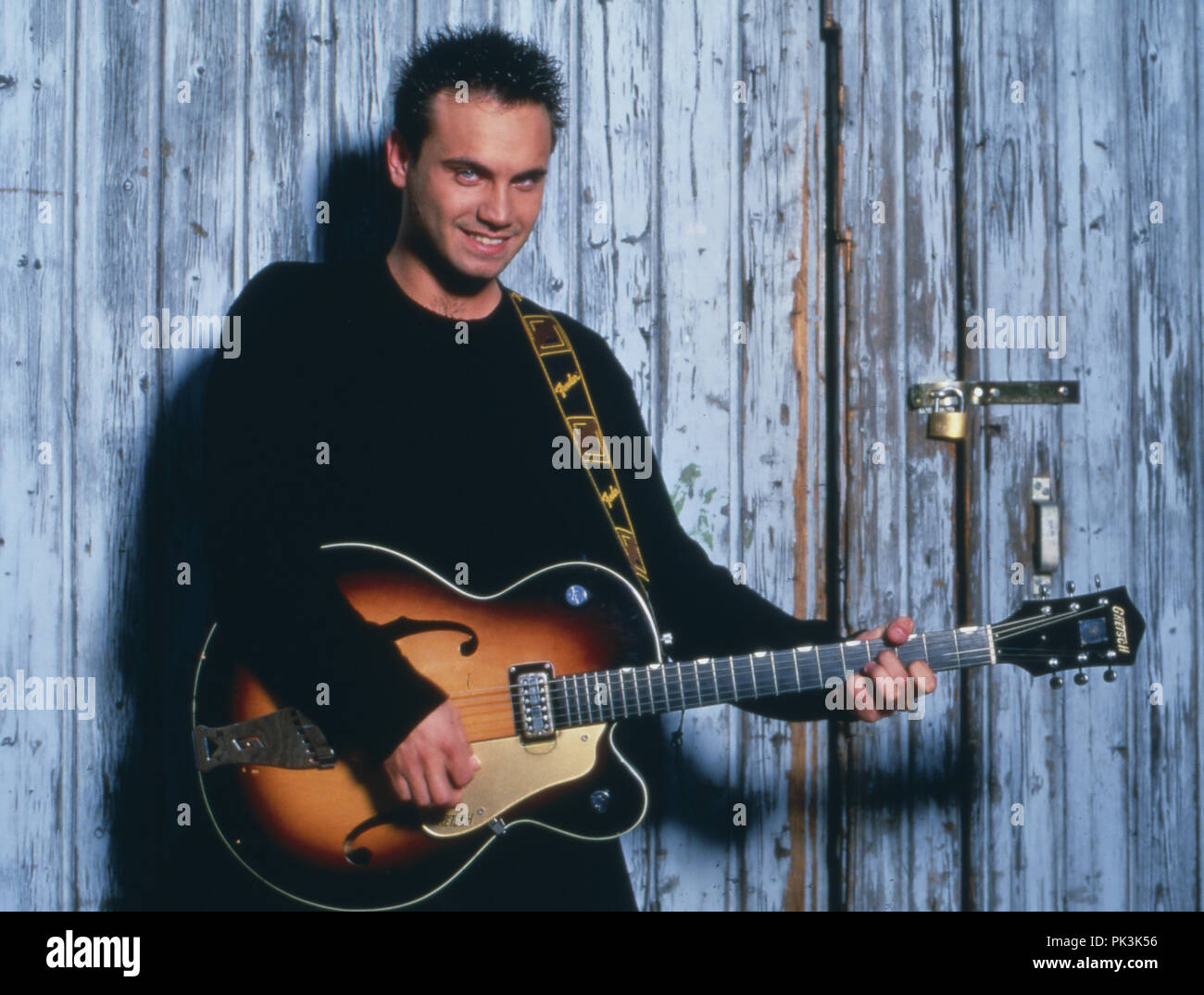 Italian singer nek hi-res stock photography and images - Alamy