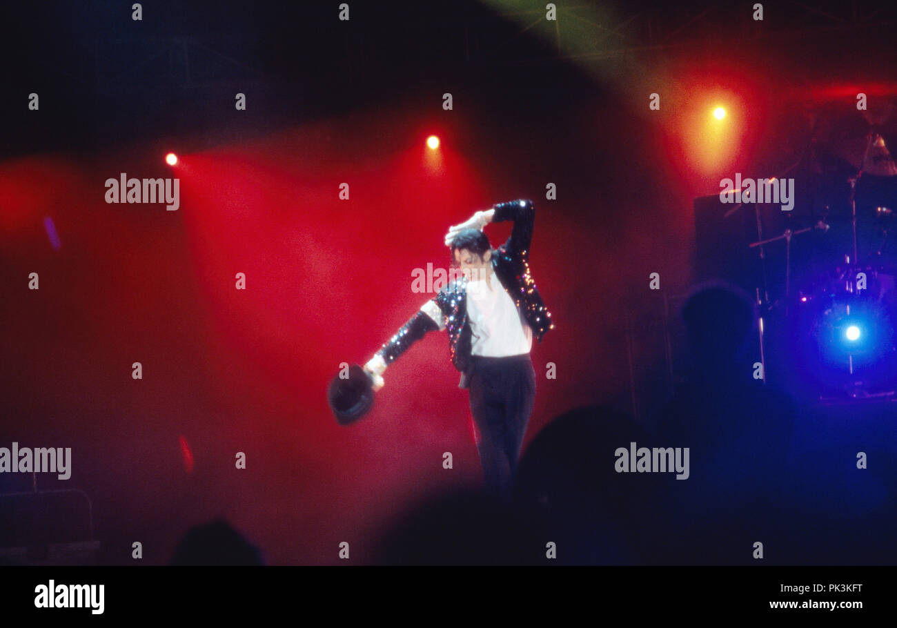 Michael Jackson, amerikanischer Sänger, Komponist und Tänzer, bei einem ...