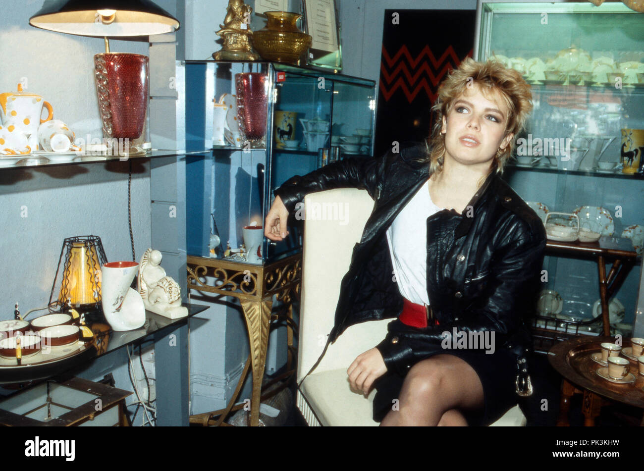Kim Wilde Britische Popsängerin In Einem Antiquitätenladen In Köln
