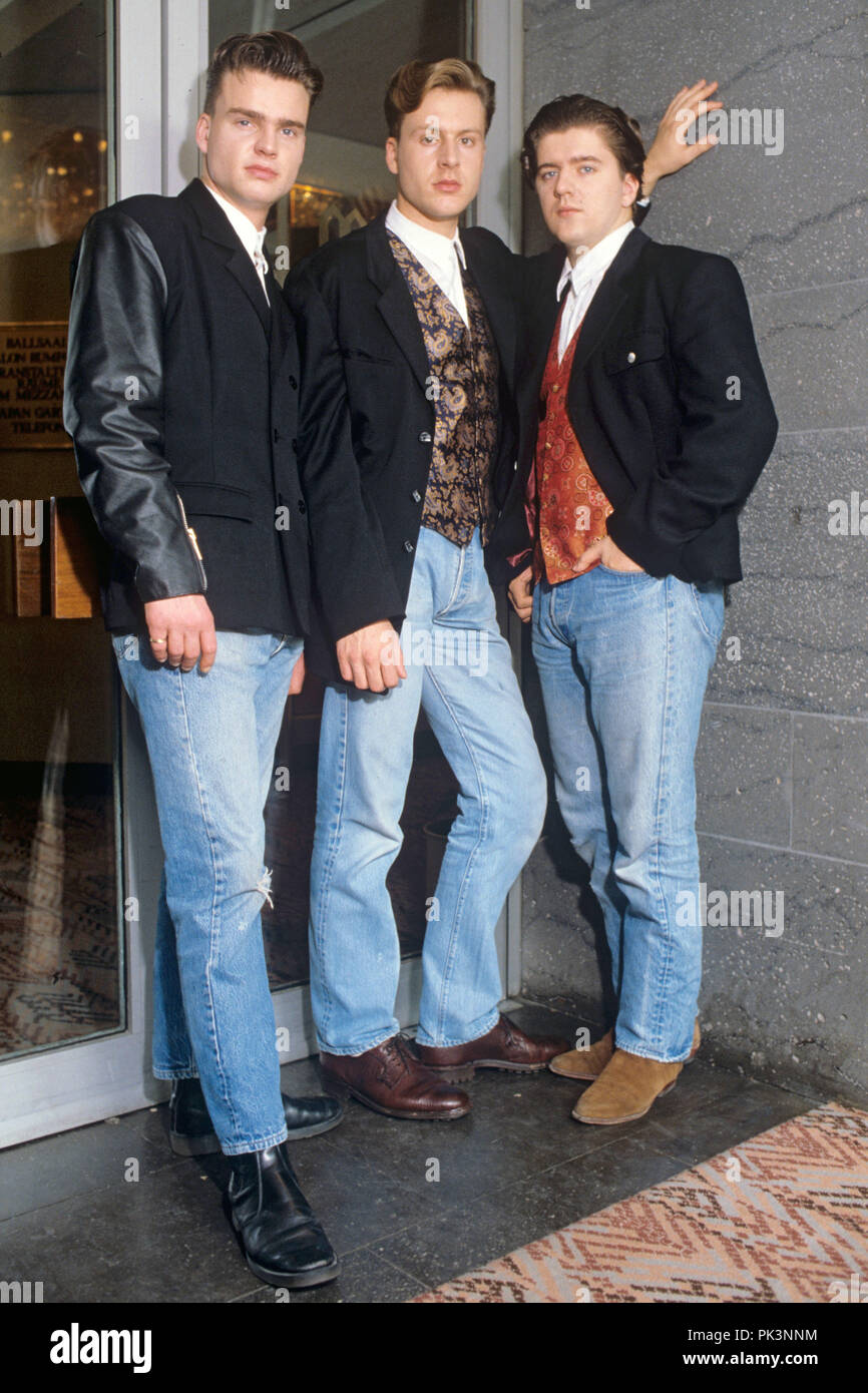 Breathe (with singer David Glasper) in October 1988 in München / Munich ...