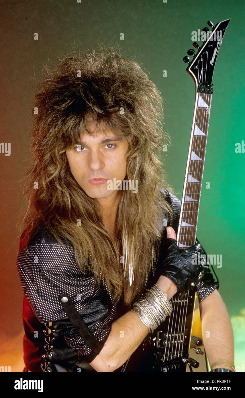 Bonfire on 20.01.1988 in Unterföhring. | usage worldwide Stock Photo ...