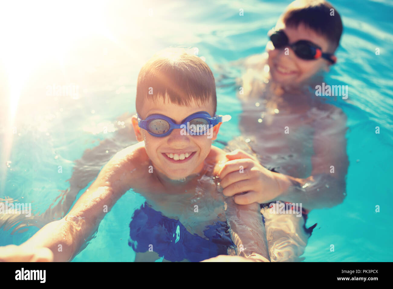 Kids pool edge hi-res stock photography and images - Alamy