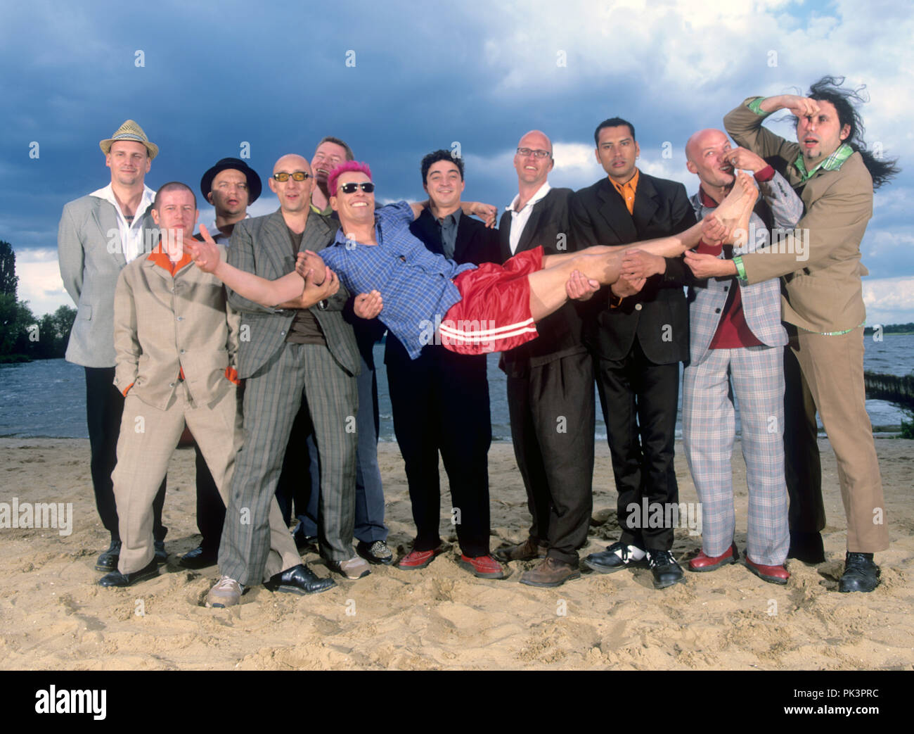 The Busters (mit Sänger Farin Urlaub) on 29.05.2000 in Potsdam. | usage ...