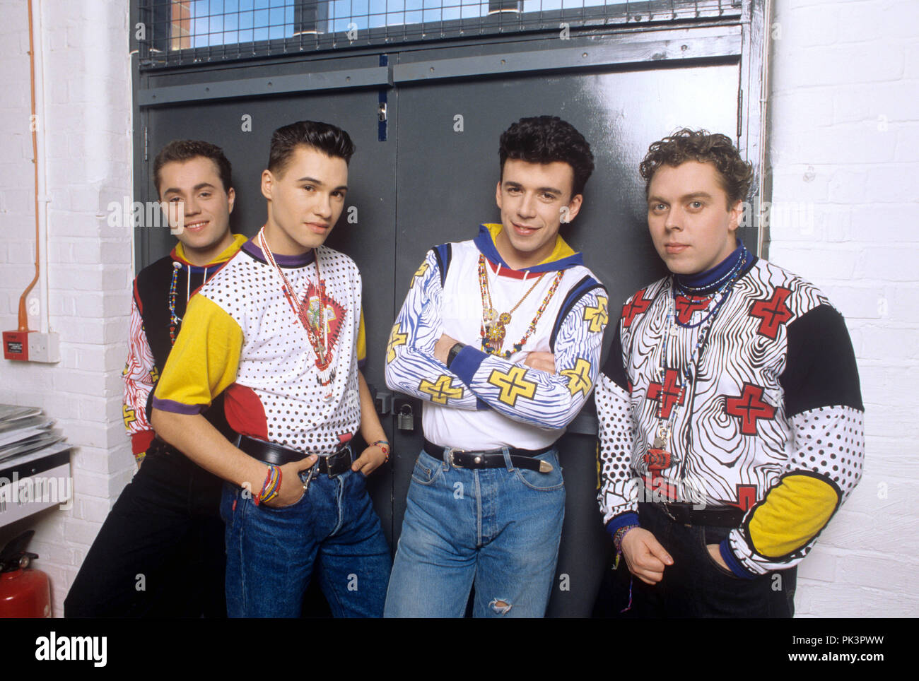 Brother Beyond (mit Sänger Nathan Moore) on 07.04.1989 in London ...