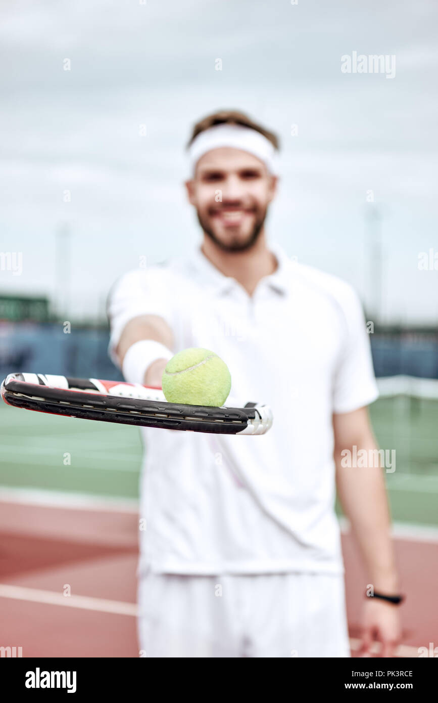 Man tennis hi-res stock photography and images - Alamy