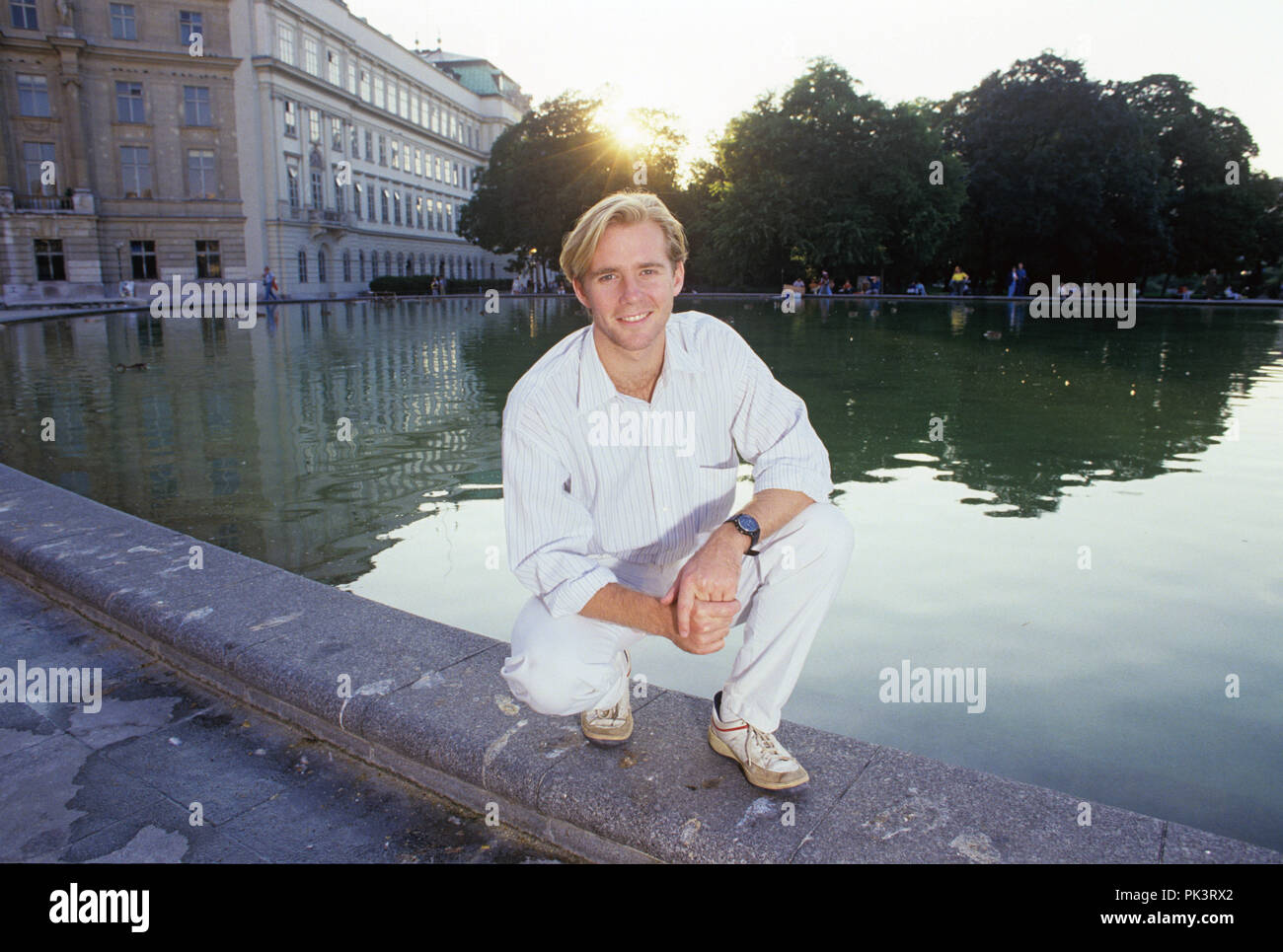 Jason Connery on 08.08.1987 in Wien. | usage worldwide Stock Photo - Alamy