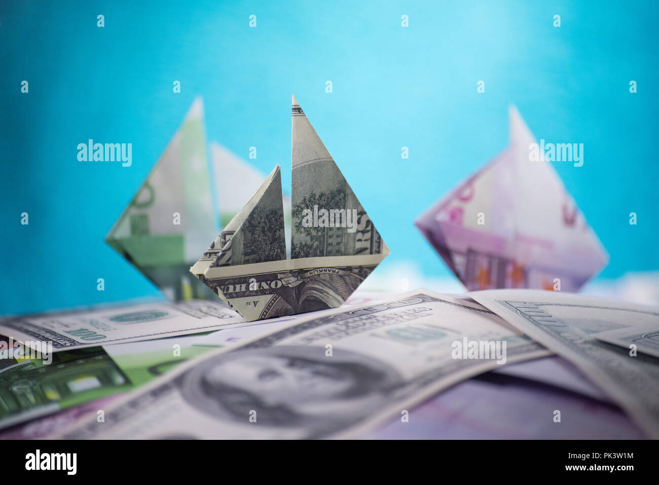 ship origami banknotes Stock Photo - Alamy