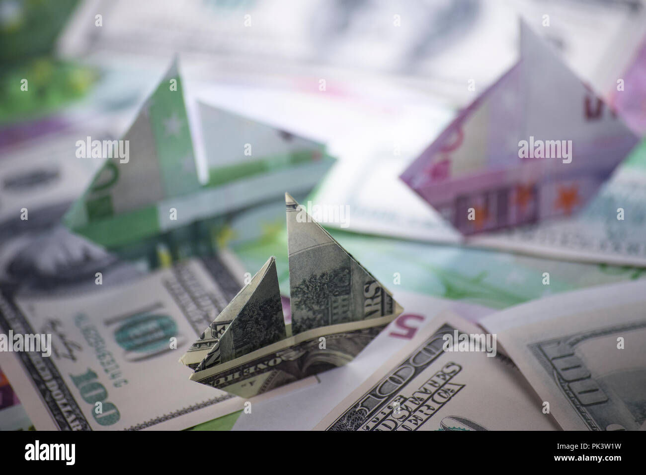 ship origami banknotes Stock Photo - Alamy