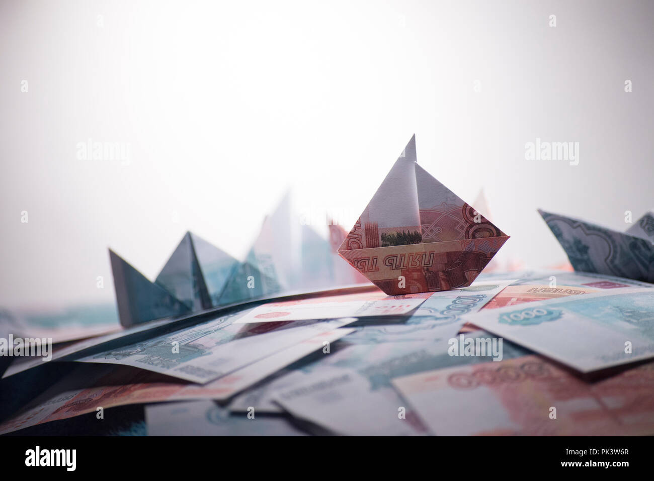 ship origami banknotes Stock Photo - Alamy