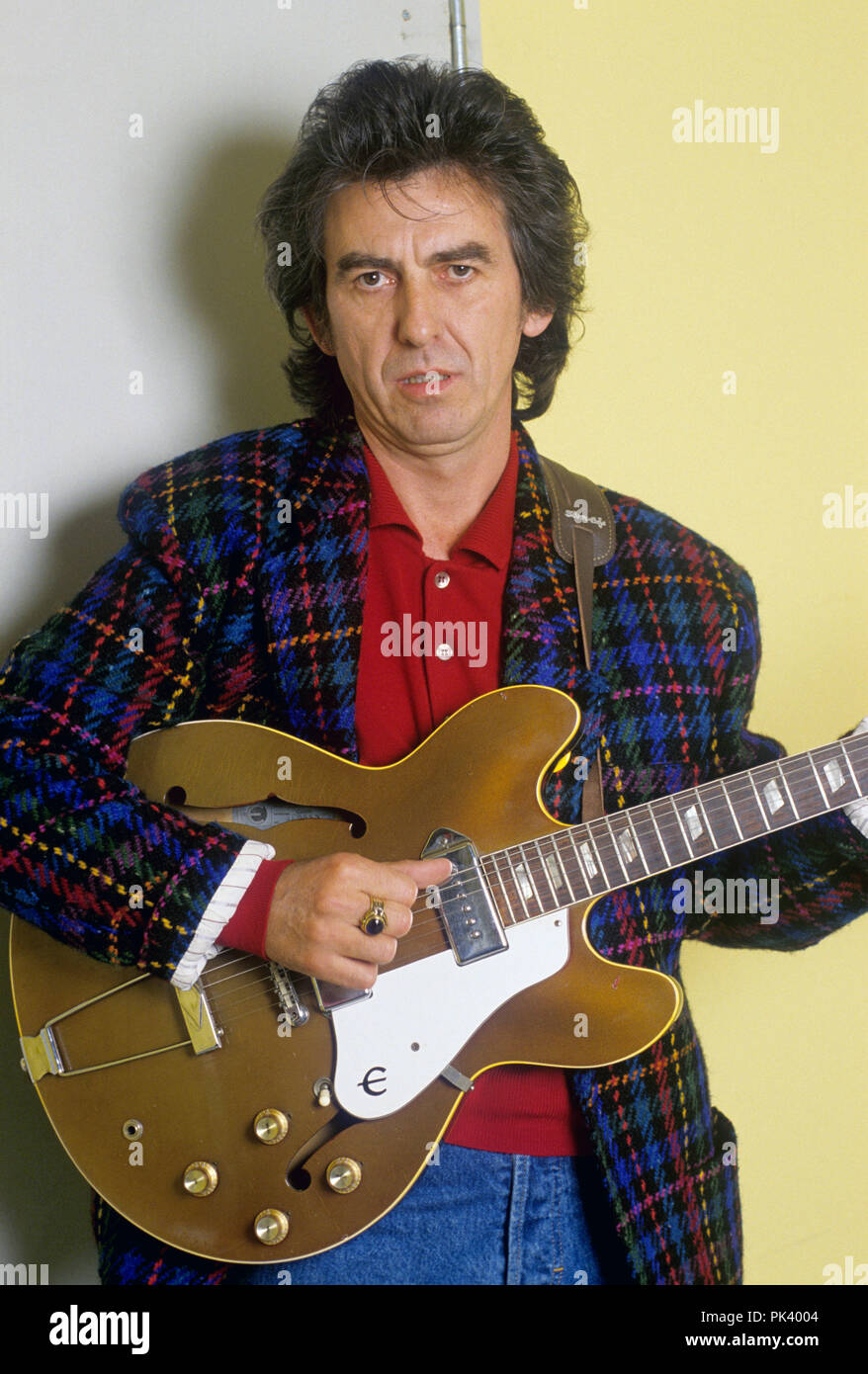 George Harrison on 17.02.1988 in München / Munich. | usage worldwide ...