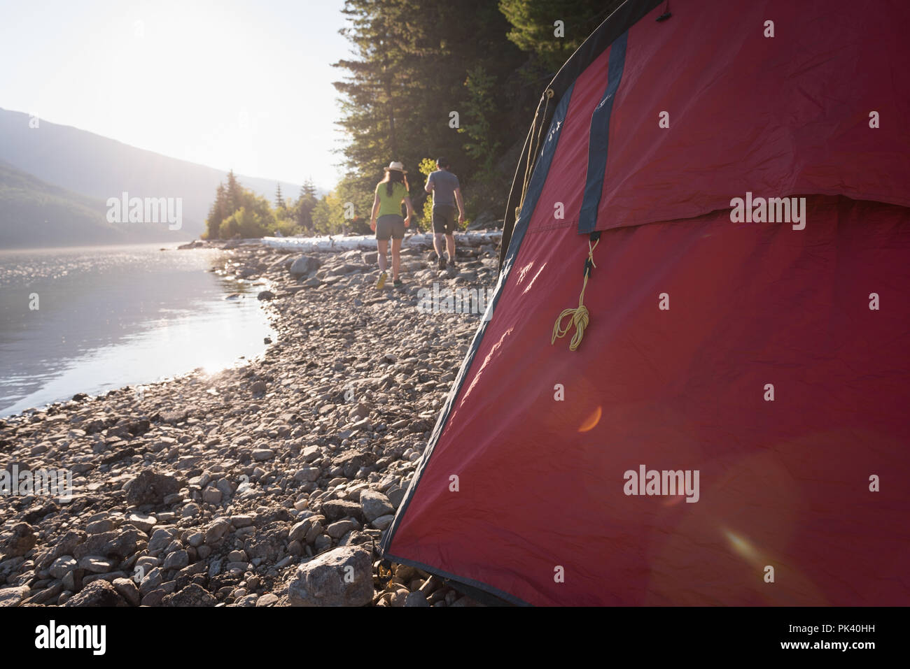 Riverside walking hi-res stock photography and images - Alamy