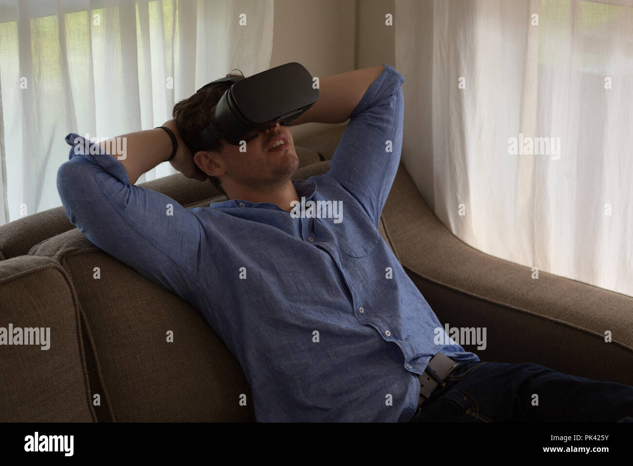Reality virtual man hands hi-res stock photography and images - Alamy