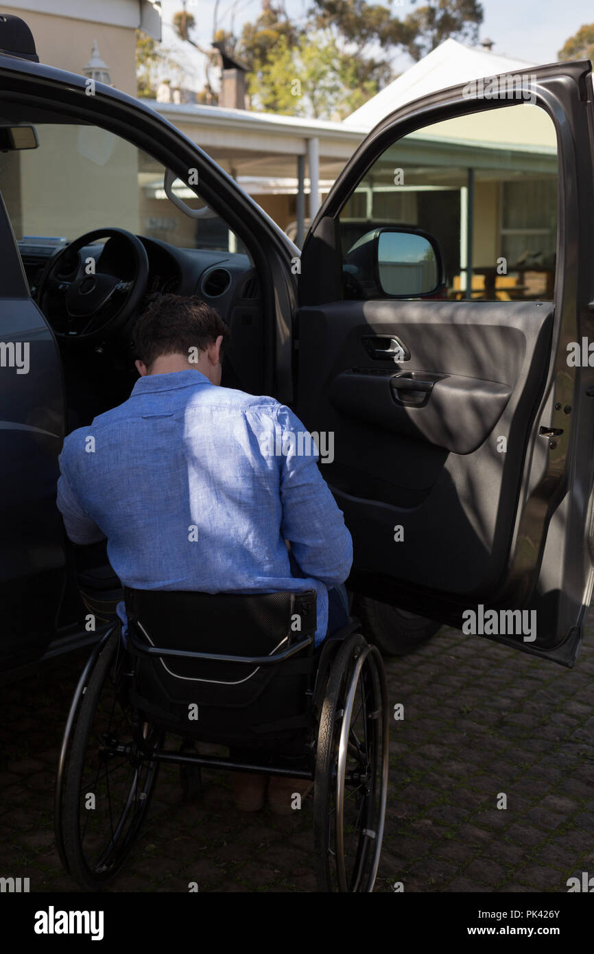 Disabled car hi-res stock photography and images - Alamy