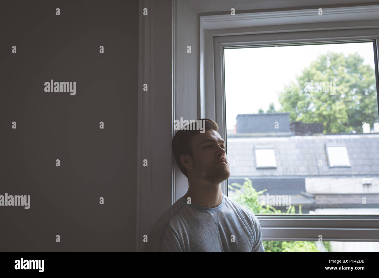 Man unhappy home hi-res stock photography and images - Alamy