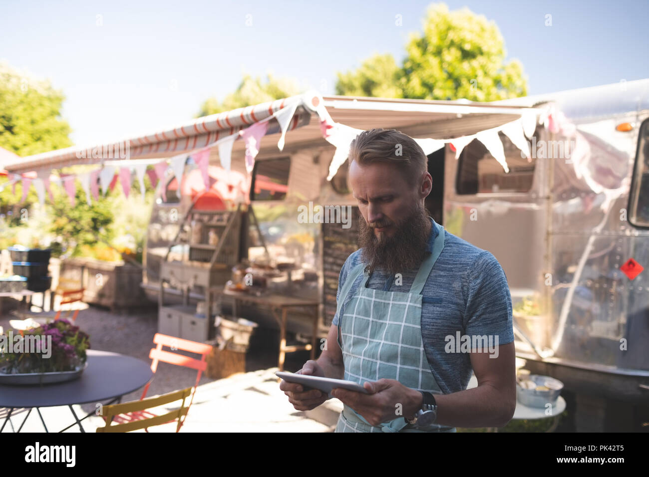 Tablet truck hi-res stock photography and images - Alamy