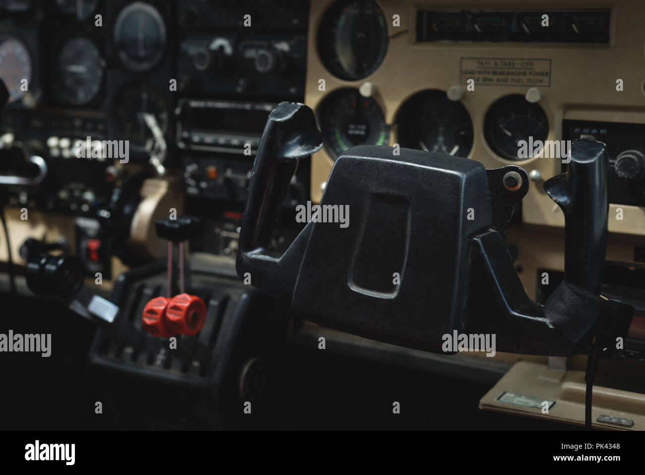 Control yoke hi-res stock photography and images - Alamy