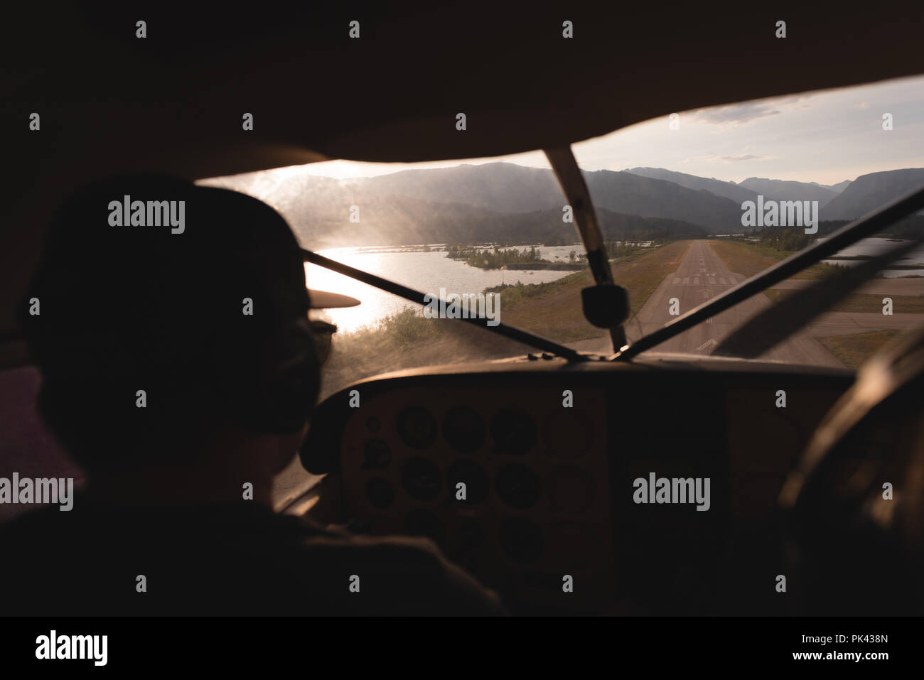 Pilot controls aircraft hi-res stock photography and images - Alamy
