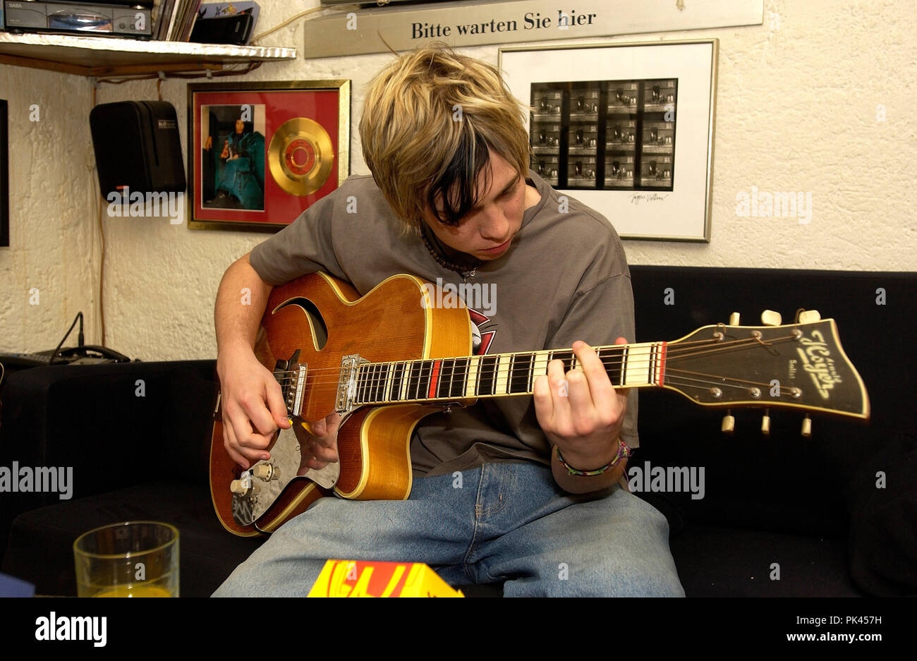 Charles Robert Simpson von der britischen Boyband "Blue" in München ...