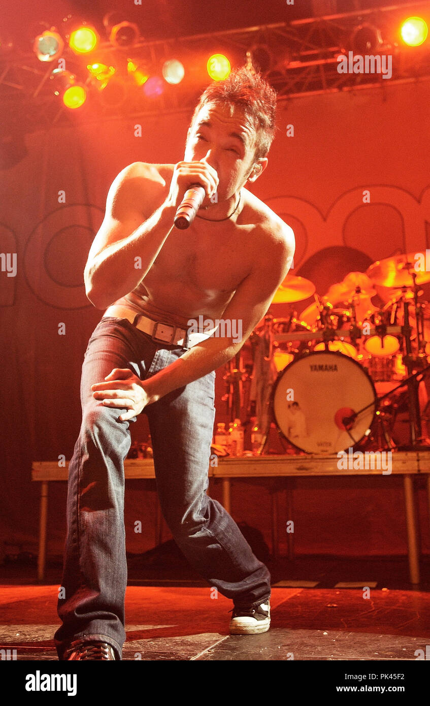 Douglas Robb, Sänger von "Hoobastank", Rockband aus den USA, bei einem ...