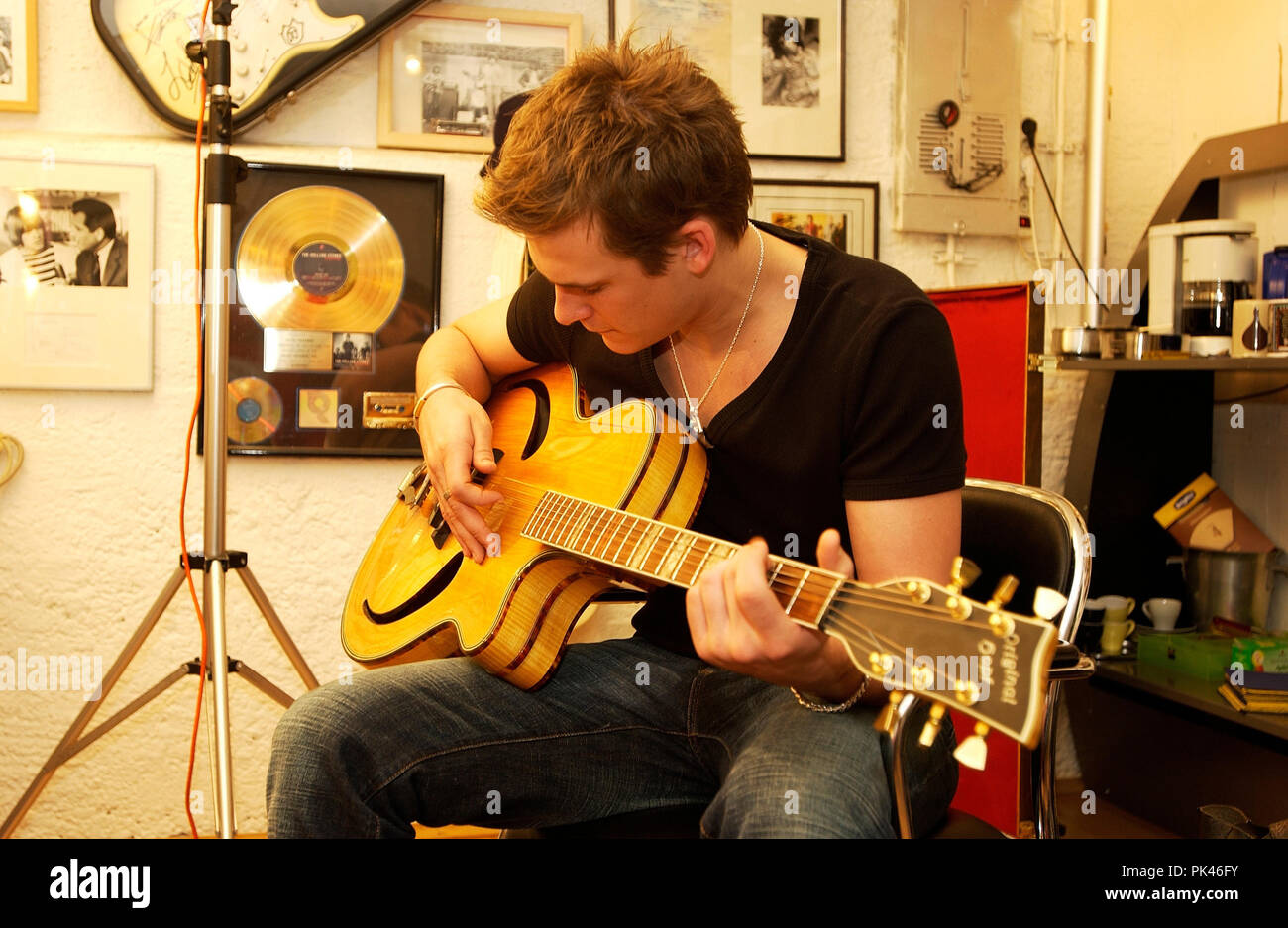 Lee Ryan von der britischen Pop Boygroup "Blue" in München, Deutschland ...