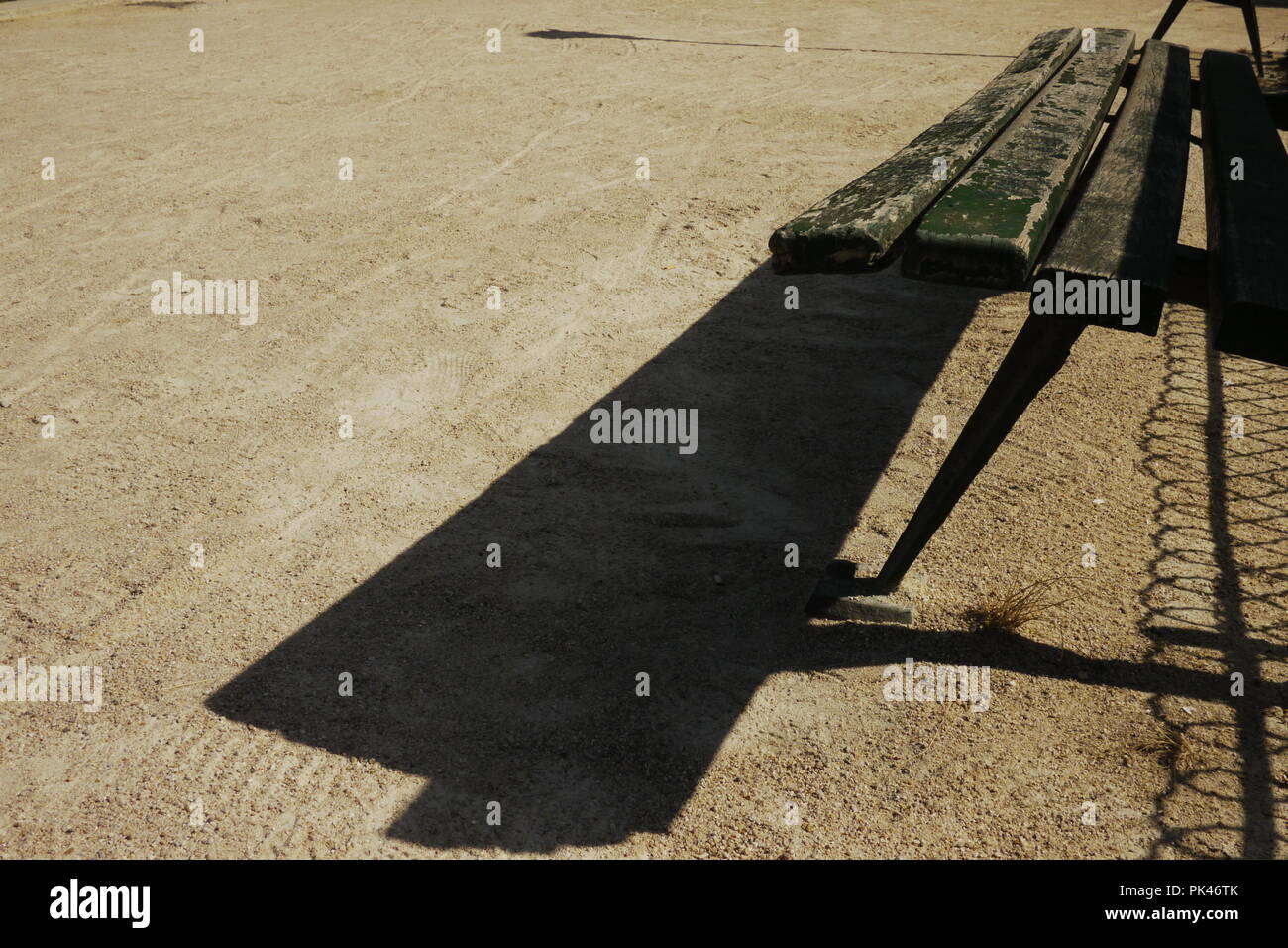 Parisienne park bench hi-res stock photography and images - Alamy