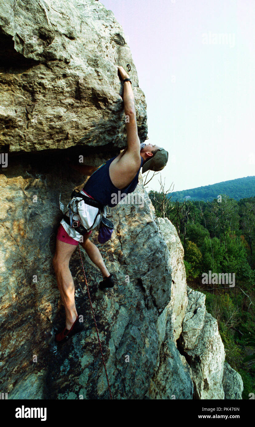 OutdoorSport19/121801 -- Scott Smith on his route know as "Smittie's ...