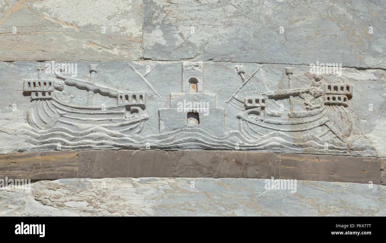 Medieval pisa port hi-res stock photography and images - Alamy