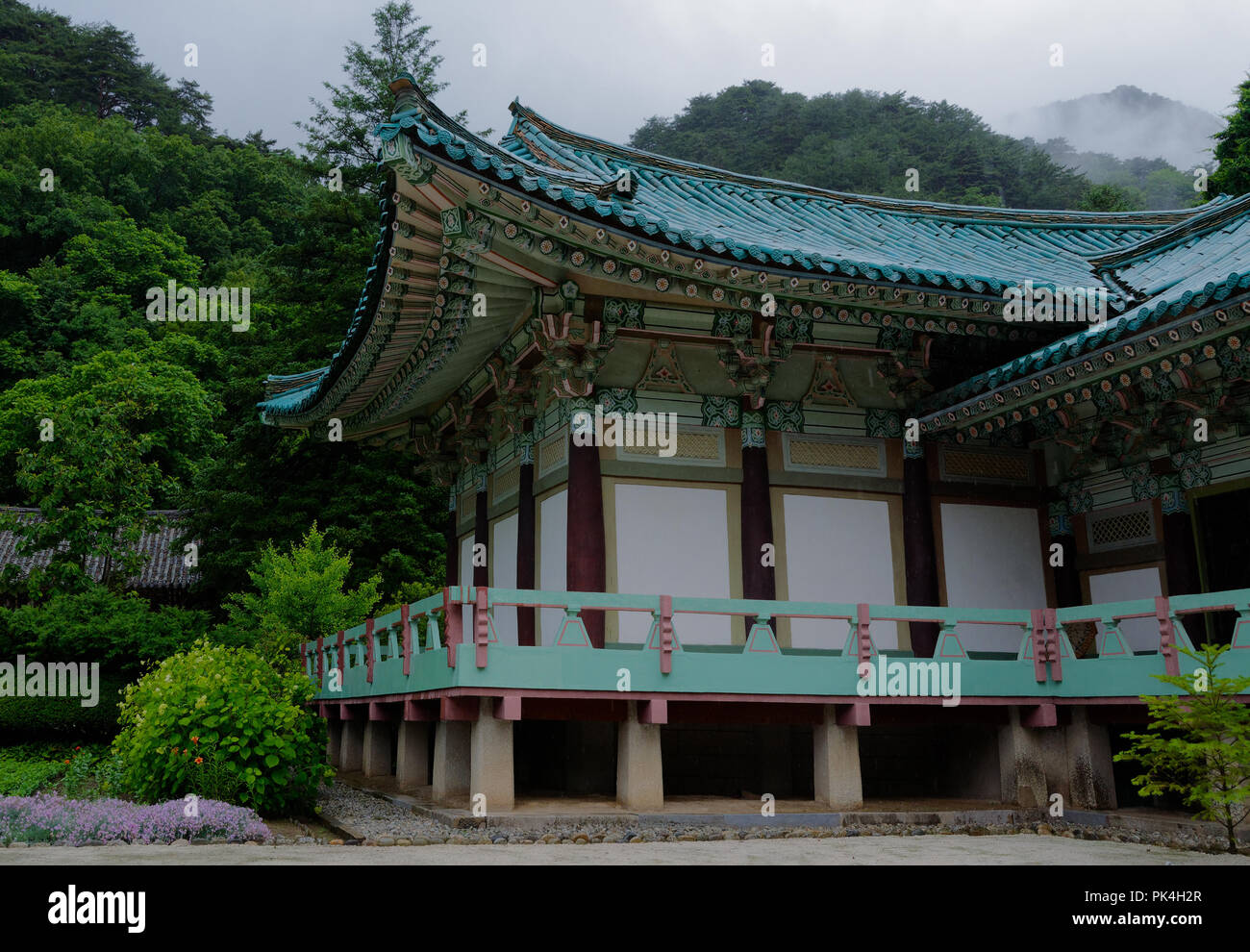 Korean Temple Wallpaper