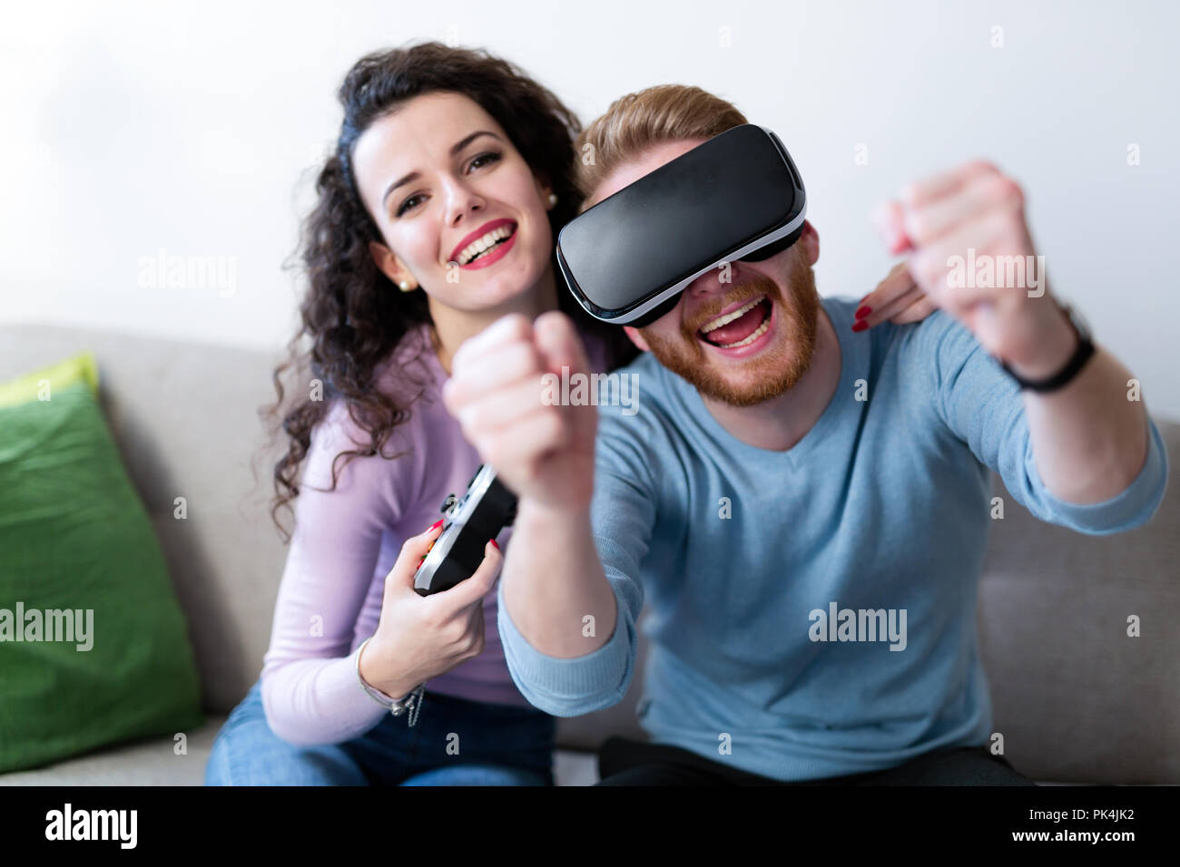 Vr goggle game hi-res stock photography and images - Alamy