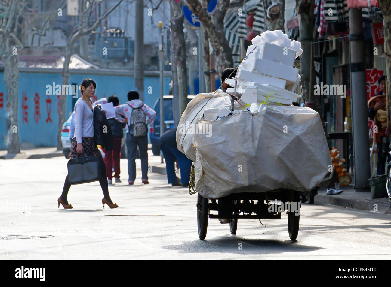 Garbage collector woman hi-res stock photography and images - Alamy