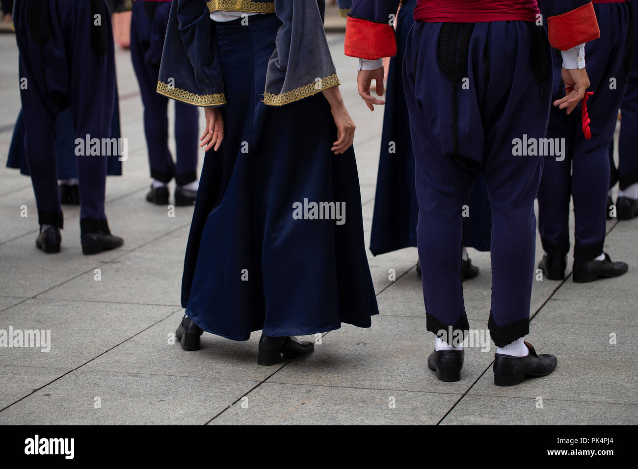Serbian folk dance group Stock Photo - Alamy