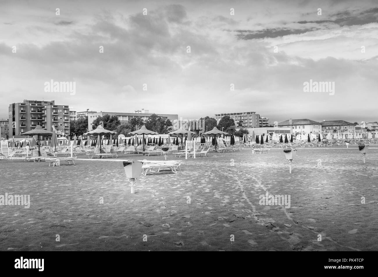 View beautiful scenery white beach Black and White Stock Photos ...